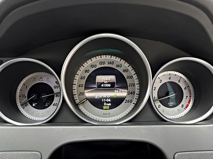 Mercedes Benz C250 Coupe 2013 KM Low – Berkah Jaya Mobilindo Autocars